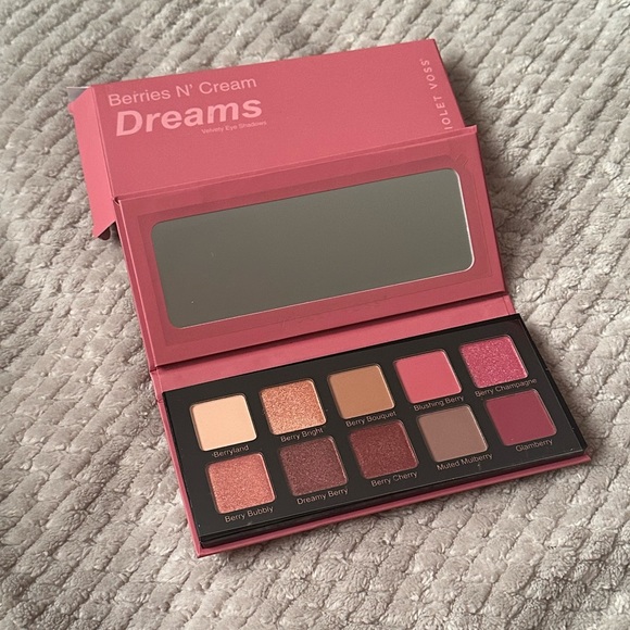 Violet Voss | Makeup | New Violet Voss Berries And Cream Pan Eyeshadow ...